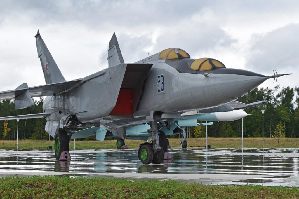🥇 Mikoyan-Gurevich MiG-25 Foxbat y MiG-31 Foxhound